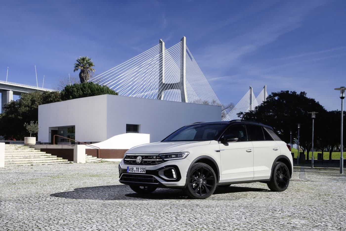 VW T-Roc Auto-Abo für 599 Euro im Monat brutto - ntv Autoleasing