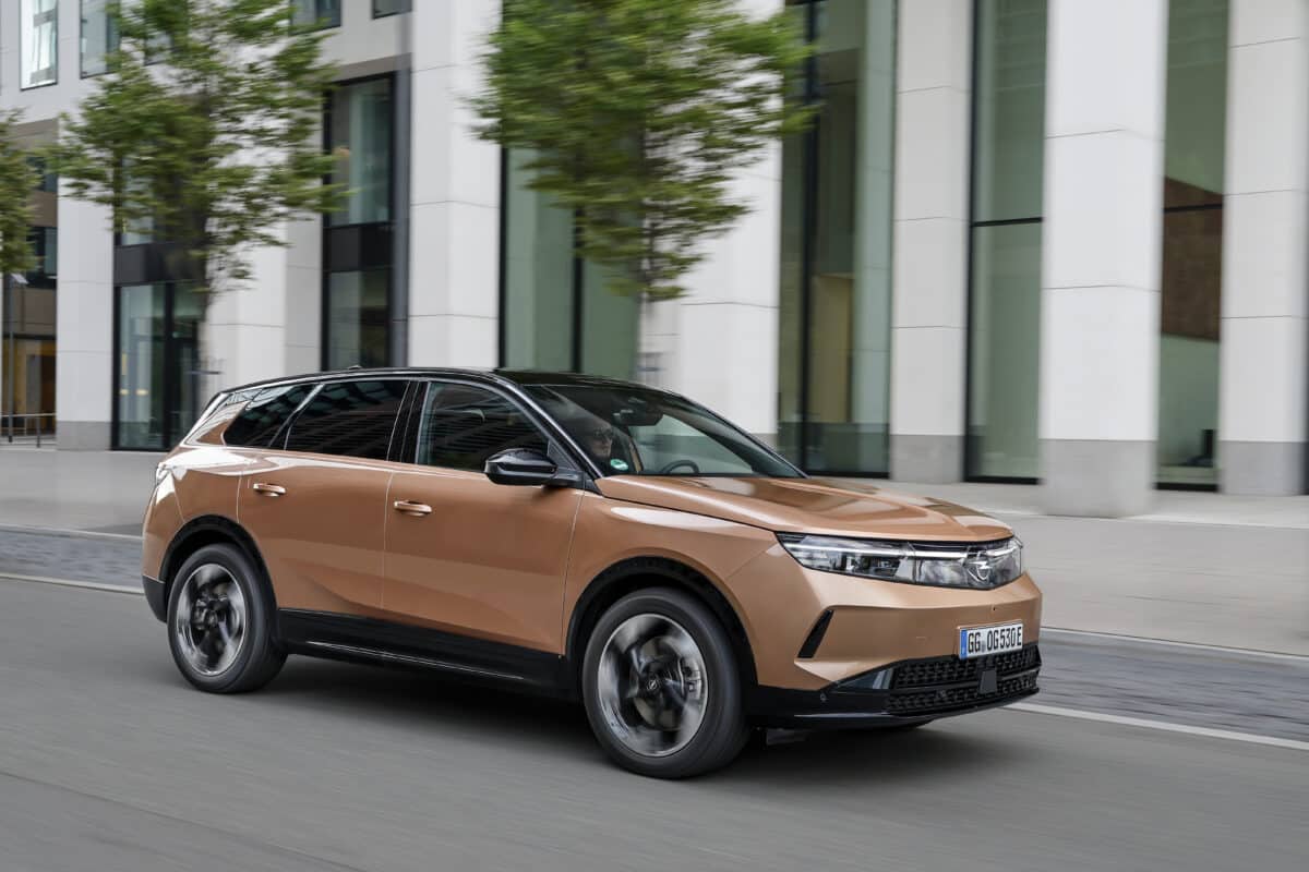 Opel Grandland Electric im Leasing für 122 Euro im Monat netto - ntv ...